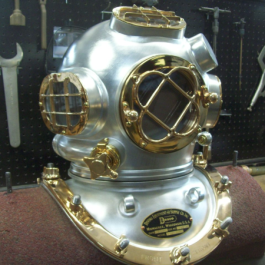 DESCO Lightweight Commercial Diving Helmet | DESCO Diving Equipment and ...